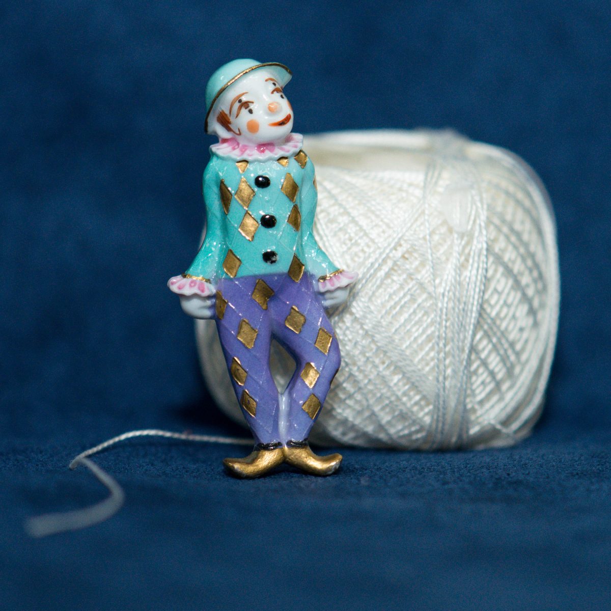 Vintage Buttons: A Collector's Visual Guide