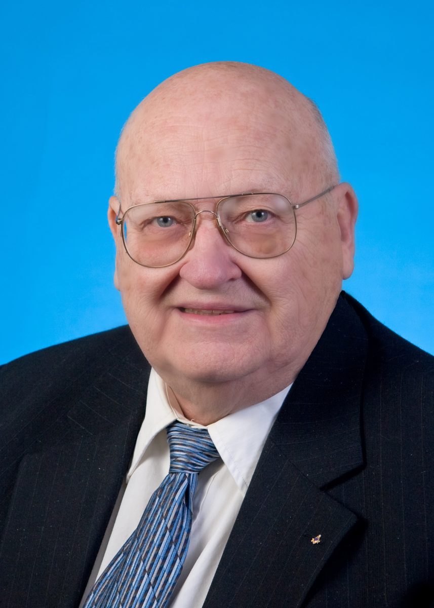 Collecting Doulton - The Charlie Briggs Story | Lion & Unicorn