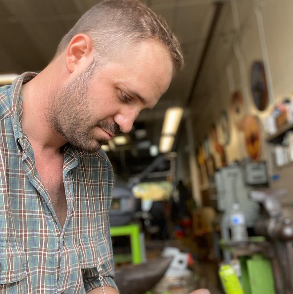 Antique Dealers, Auctioneers, and Appraisers in Florida | Lion & Unicorn